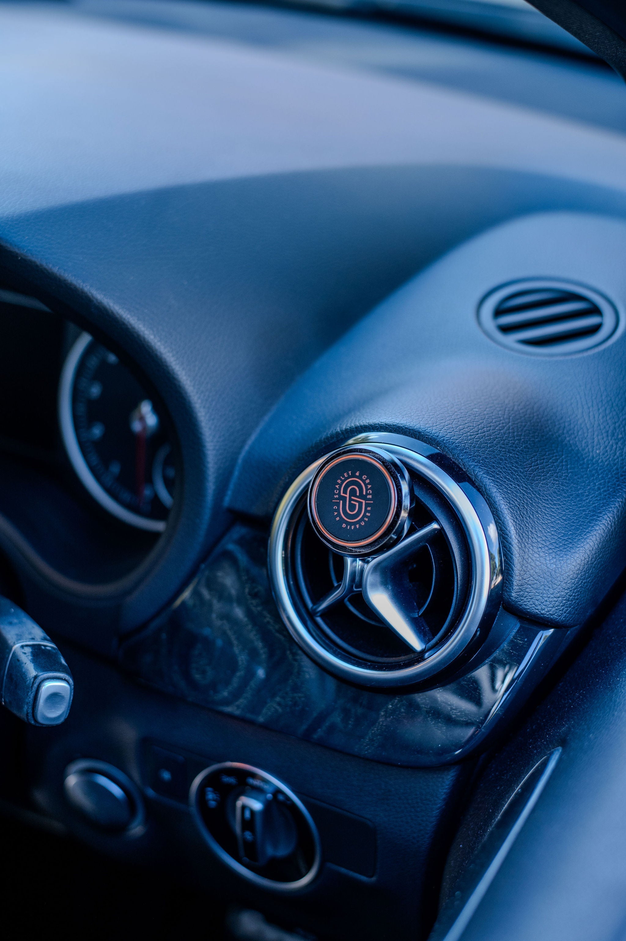 Long-Lasting Car Diffusers - Scarlet & Grace